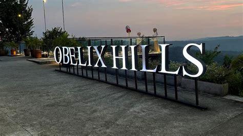 Obelix Hills Spot Menikmati Sunset Dan City Light Jogja Dengan View