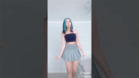 Mini etek etek altı frikik dekolte sexy kalça şov kulotsuz YouTube
