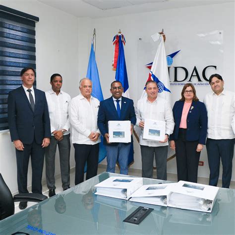 Departamento Aeroportuario entrega al IDAC estudios sobre construcción