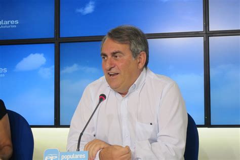 Ram N Garc A Ca Al Asumi Recientemente El Cargo De Director General