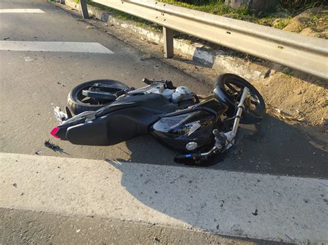 Motociclista Morre E Outro Fica Ferido Em Acidente Na Dutra Em Barra