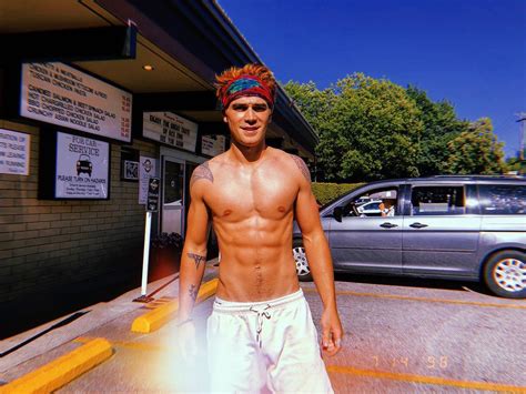 Alexis Superfan S Shirtless Male Celebs Kj Apa Shirtless Ig Pics