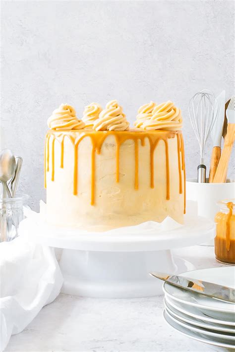 Caramel Drip Cake