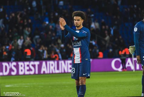 Quipe De France Warren Za Re Emery Parle De Sa Double Vie Et R V Le