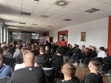 Wyższa Szkoła Handlu i Usług w Poznaniu WSHIU