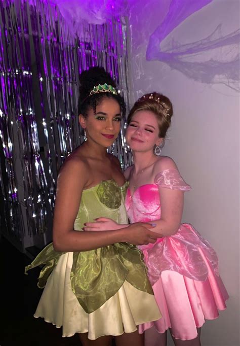Besties Bestiesgoals Halloween Halloweencostume Costumes