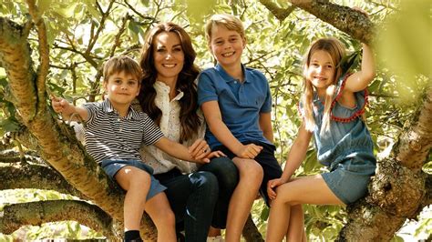 Kate Middleton S Mother S Day Plans Revealed As She Continues Recovery