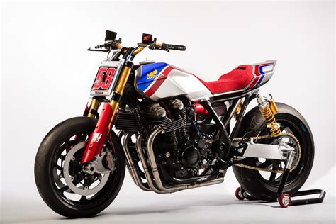 Honda CB 1100 TR Naked Bike Concept