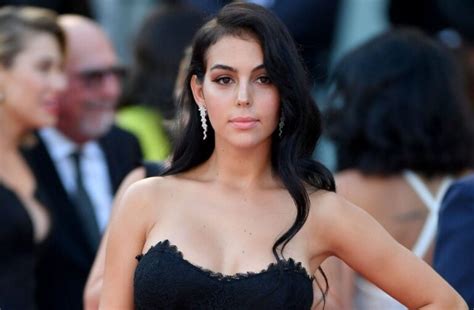 Georgina Rodriguez Altura Peso Medidas Corporais Cor Dos Olhos