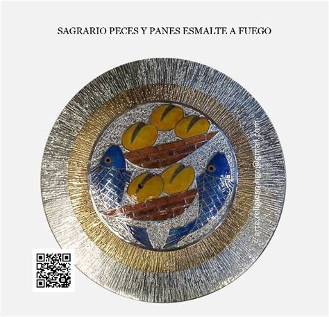 Sagrario cilíndrico con marco circular decorado con peces y panes
