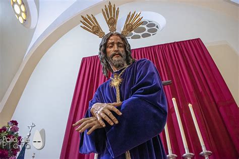Besamano a Jesús Nazareno Redentor del Mundo Semana Santa de Málaga