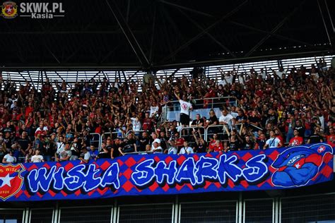 Summary Ultras Wis A Krak W