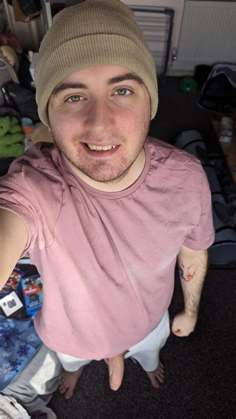 Dick Out Selfie 27 Runcutcock