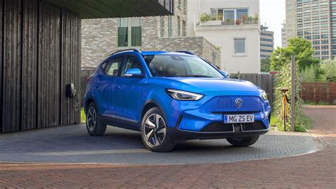 Le 10 auto più vendute in Italia la MG ZS nella Top 10 di giugno 2023