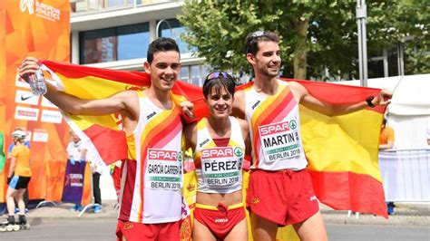 Álvaro Martín y María Pérez dan a España un doblete de oro histórico en