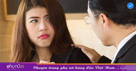 Nghe tiếng rên rỉ từ phòng chị dâu vào lúc nửa đêm tôi đạp tung cửa