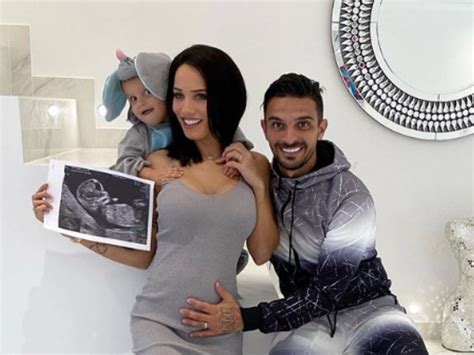 Les Marseillais Manon et Julien Tanti dévoilent le sexe du bébé