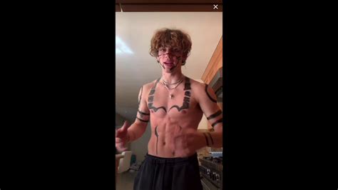 Vinnie Hacker TikTok Live 31 10 20 YouTube