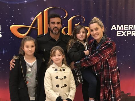Nicole De Novia En Londres Cubero Con Mica Y Sus Chicas Laubfal