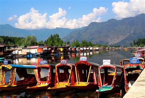 10 Must Things To Do Places To Visit In Srinagar Kashmir