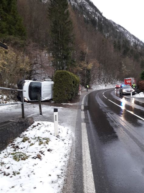 Fahrzeugbergung Freiwillige Feuerwehr Steinbach Am Attersee