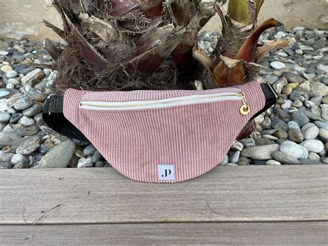 sac banane velours côtelé vieux rose Julie Pocket