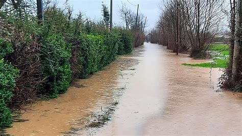 Maltempo Veneto Oggi Allerta Rossa Stop Ai Treni Tra Milano E Venezia