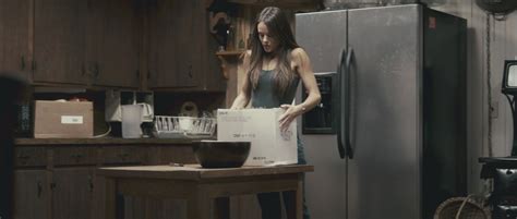 Голая Сара Батлер в I Spit on Your Grave Unrated