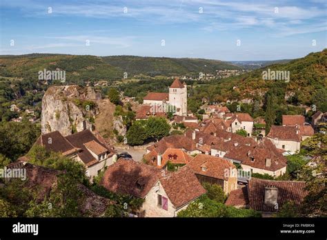 France Lot Saint Cirq Lapopie Labelled Les Plus Beaux Villages De