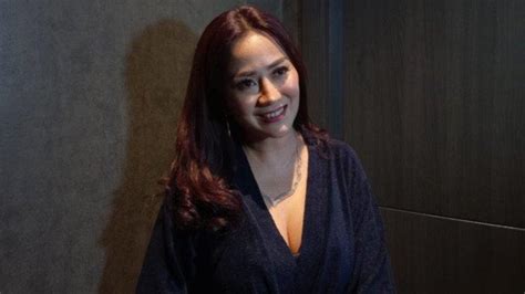 Antusias Akting Pertama Tante Ernie Ikut Bermain Peran Di Vidio