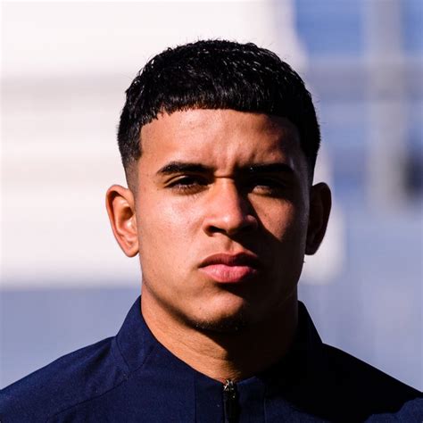 Diário de Transferências on Twitter Kendry Páez é reforço do Chelsea