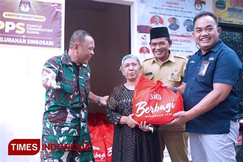 Ramadan Berbagi Ribuan Warga Gresik Terima Paket Sembako TIMES Indonesia
