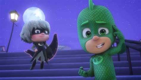 Luna Girl And Gekko From Pj Masks Luna Girl Character Art Pj Mask