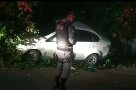 Taxista é encontrado morto dentro de carro na Zona Leste de Manaus