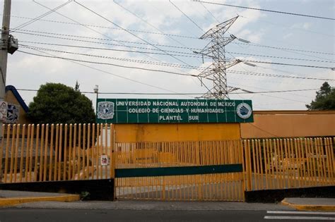 La Jornada Encapuchados Ingresan A Instalaciones Del CCH Sur