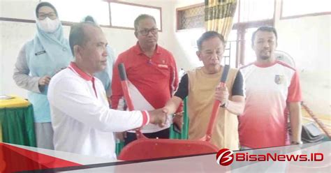 Bupati Zahir Minta Gotong Royong Dilakukan Setiap Jumat