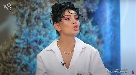 Doya Doya Moda Da Gergin Anlar G L Ah Sara O Lu Ile Kavga Eden
