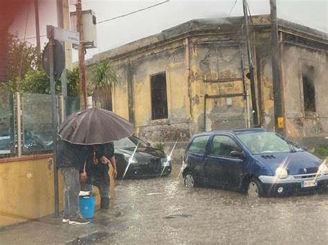 Maltempo Al Sud Forti Piogge Tra Sicilia Calabria E Puglia