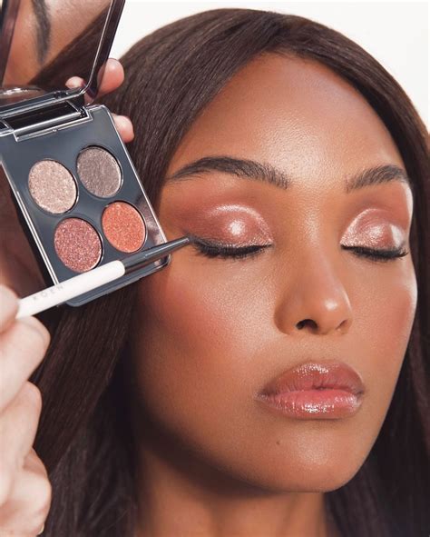 roenbeauty a publié du contenu sur son profil Instagram Recreate