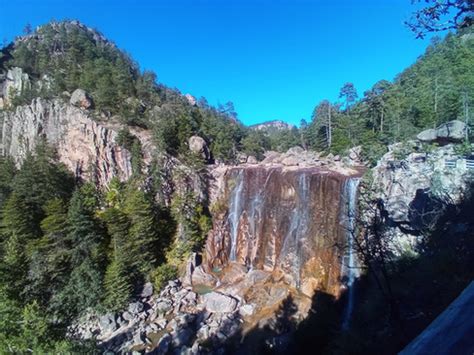 La cascada de Cusárare cerca del pueblo mágico de Creel Chihuahua en