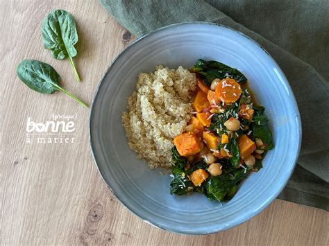 Curry de patate douce pois chiches et épinards au lait de coco