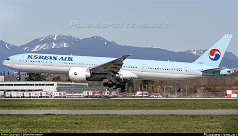 HL8275 Korean Air Boeing 777 3B5ER Photo By Echohotelaviation Ethan