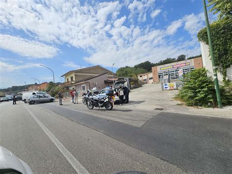 Scontro Frontale Tra Auto E Furgone Un Ferito