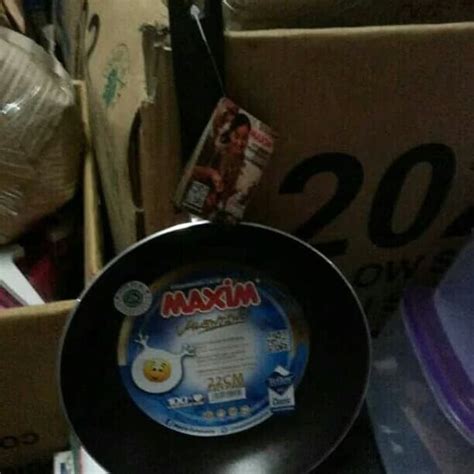 Jual MAXIM VALENTINO TEFLON FRY PAN 22 CM TEBAL Shopee Indonesia