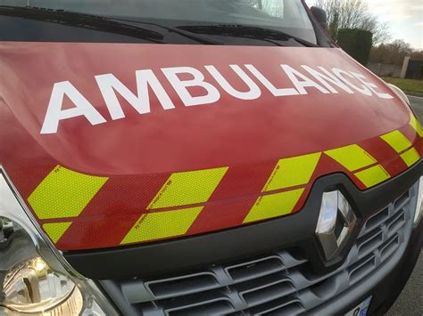 Sainte Gemmes Le Robert Un Grave Accident Entre Un Car Scolaire Et