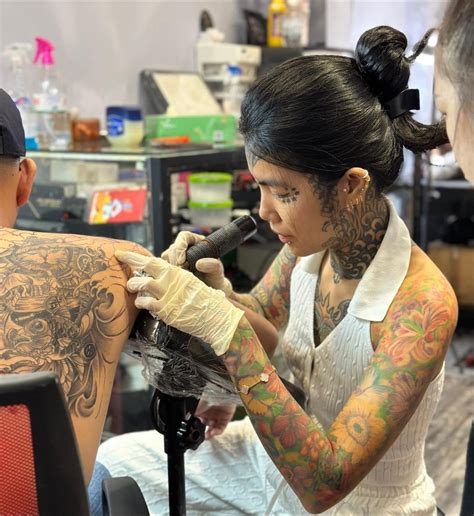Gái Xinh Có Hình Xăm Sự Kết Hợp Tinh Tế Của Nghệ Thuật Thể Hiện Bản