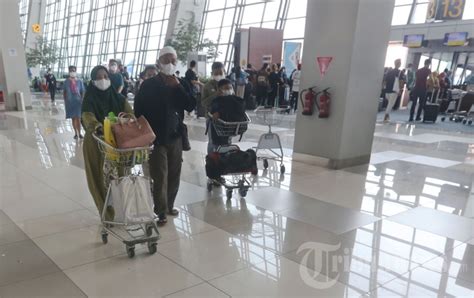Bandara Soetta Mulai Ramai Jelang Natal Foto 3 1906562 Tribunnews