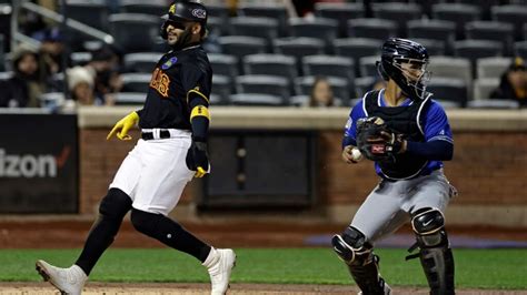 Las Guilas Cibae As Blanquean A Los Tigres Del Licey En El Primer