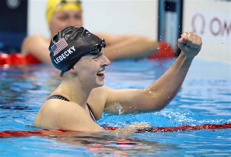 Nuoto Show Ledecky Record Del Mondo Sui 1 500 Metri
