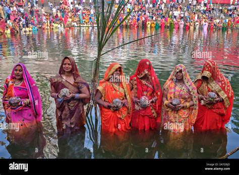 During The Hindu Festival Chhath Puja Migrants From Bihar In N India